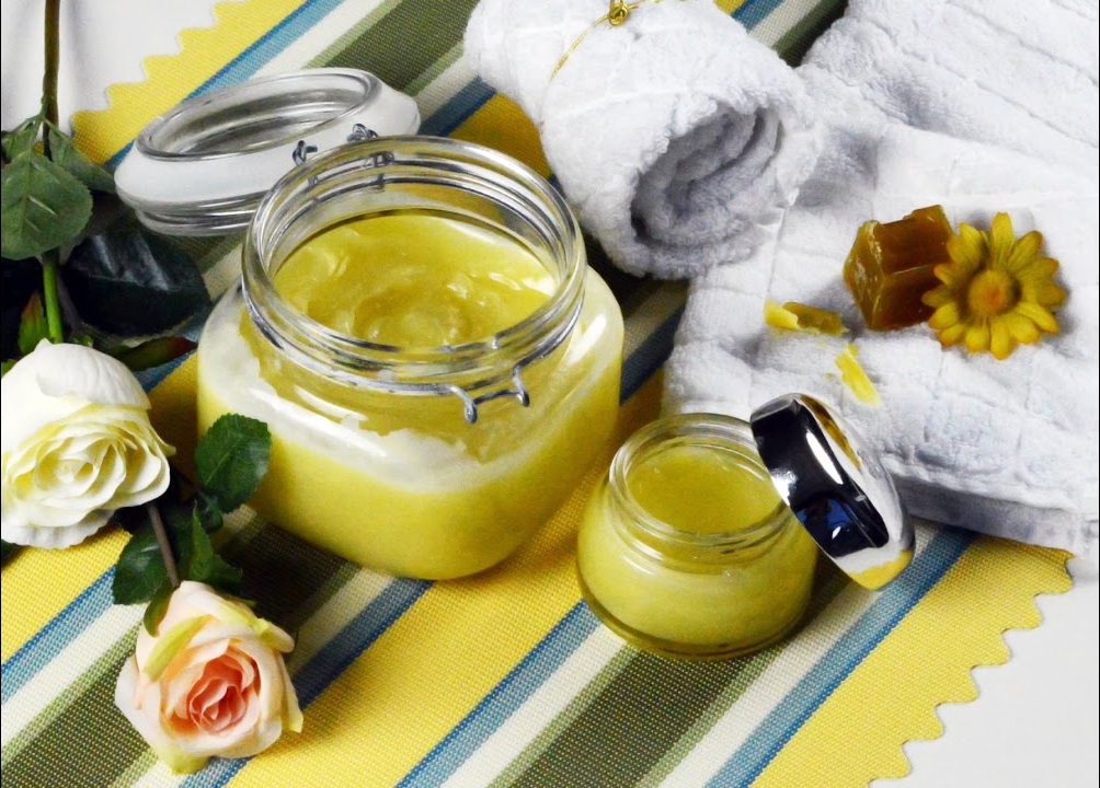 How to Introduce a Proper Body Moisturizer into Your Routine - Intro ...