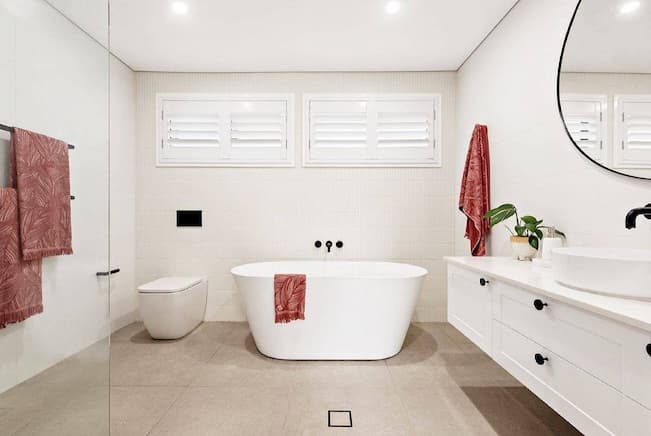 Intro Inro 11 Essential Bathroom Accessories and Amenities - Intro Into ...