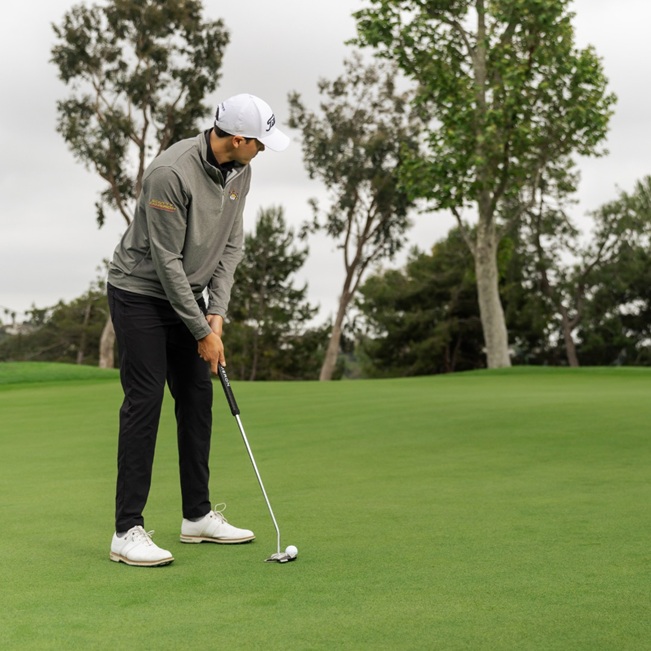 Guide to Choosing the Right Men's Golf Pants: Get Increased Comfort and ...